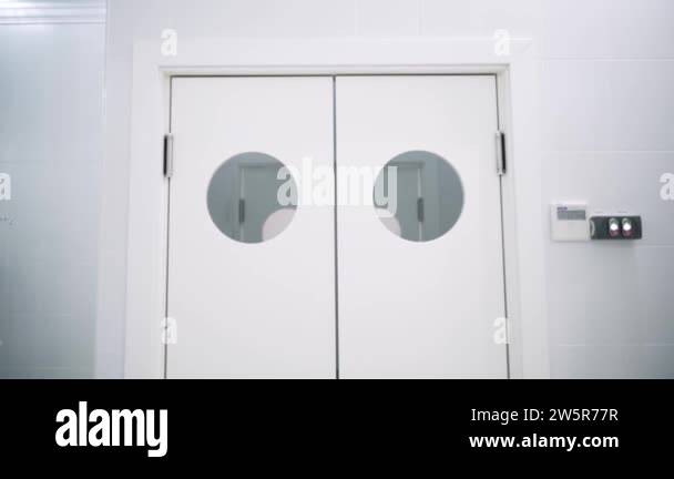 Empty room access doors Stock Videos & Footage - HD and 4K Video Clips ...