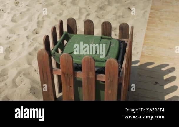 Tidy environment Stock Videos & Footage - HD and 4K Video Clips - Alamy