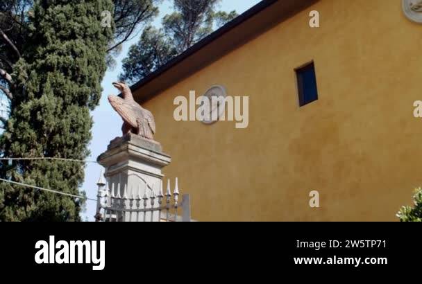 Clay gate Stock Videos & Footage - HD and 4K Video Clips - Alamy