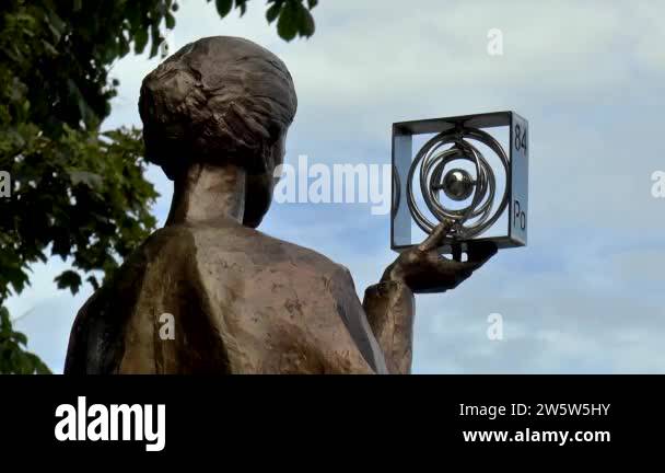 Statue of the physicist Stock Videos & Footage - HD and 4K Video Clips ...