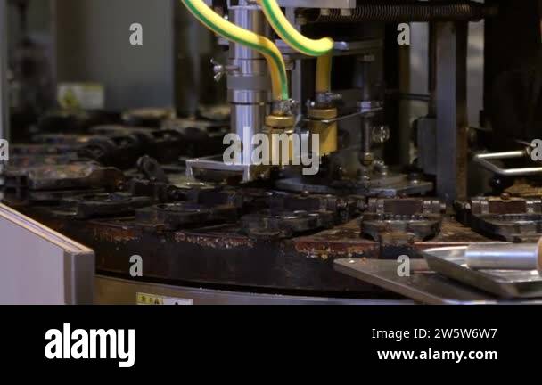 Making process by famous japanese confectionaries imagawayaki. Popular ...