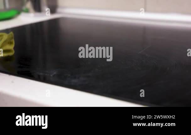 Drying hands paper Stock Videos & Footage - HD and 4K Video Clips - Alamy