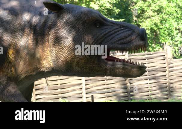 Exhibition of moving models animals from prehistoric period in Dinopark ...