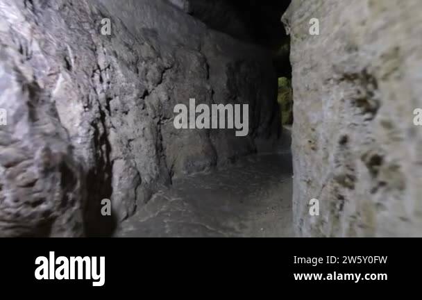 Tunnels of the Egyptian pyramids. Science, archeology, underground ...