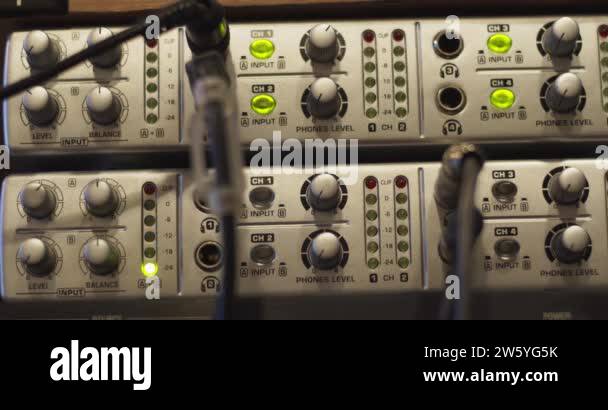 Sound cards Stock Videos & Footage - HD and 4K Video Clips - Alamy