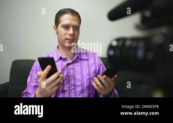 Making phones Stock Videos & Footage - HD and 4K Video Clips - Alamy