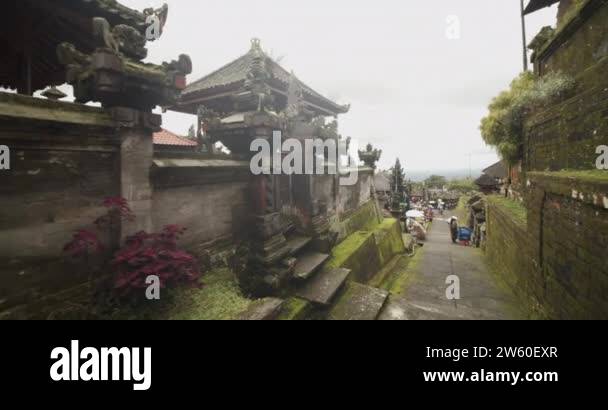 Temple streets Stock Videos & Footage - HD and 4K Video Clips - Alamy