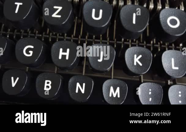 Mechanism of a retro typewriter. Old typewriter hammers. Close up Stock ...