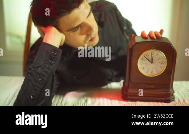 Boredom clock Stock Videos & Footage - HD and 4K Video Clips - Alamy