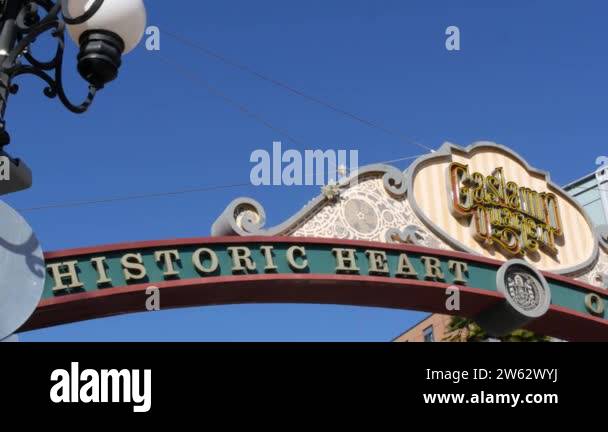 SAN DIEGO, CALIFORNIA USA - 13 FEB 2020: Gaslamp Quarter historic ...