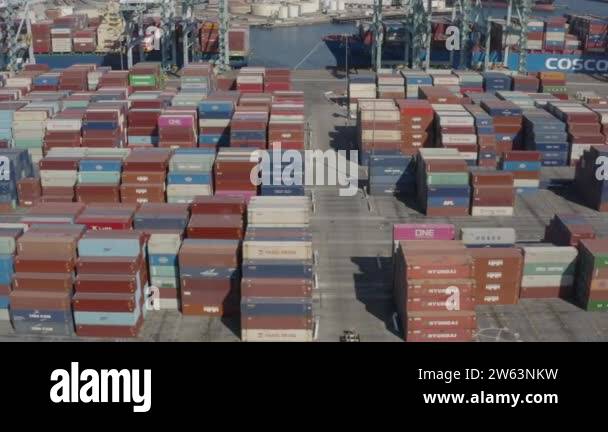 Backlog containers Stock Videos & Footage - HD and 4K Video Clips - Alamy
