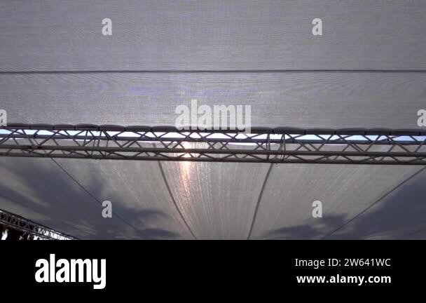 Metal truss Stock Videos & Footage - HD and 4K Video Clips - Alamy