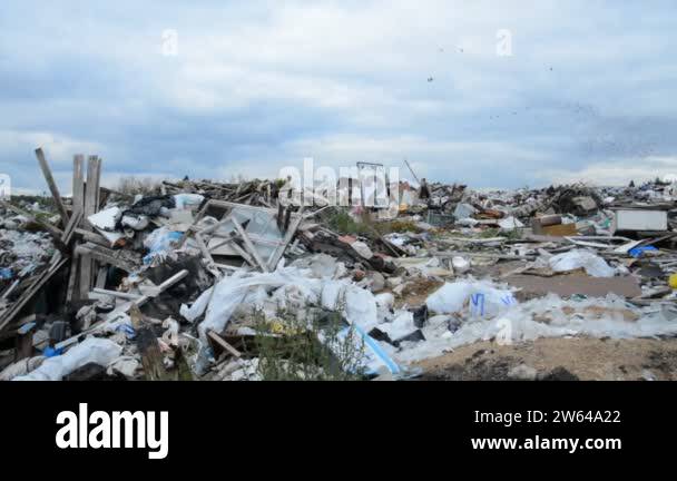 Garbage landscape Stock Videos & Footage - HD and 4K Video Clips - Alamy