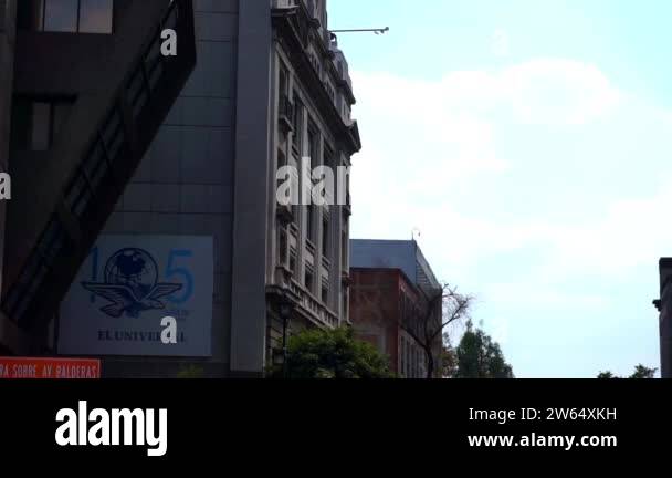 El universal logo Stock Videos & Footage - HD and 4K Video Clips - Alamy