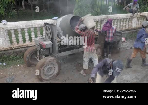 Men carrying bags of cement Stock Videos & Footage - HD and 4K Video ...