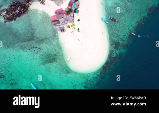Top view island Stock Videos & Footage - HD and 4K Video Clips - Alamy