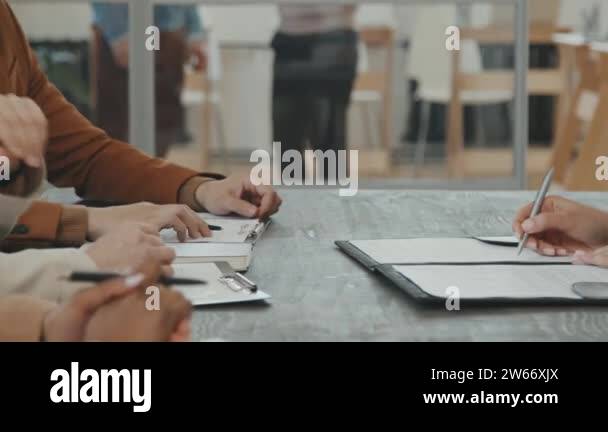 Muslim job interview Stock Videos & Footage - HD and 4K Video Clips - Alamy