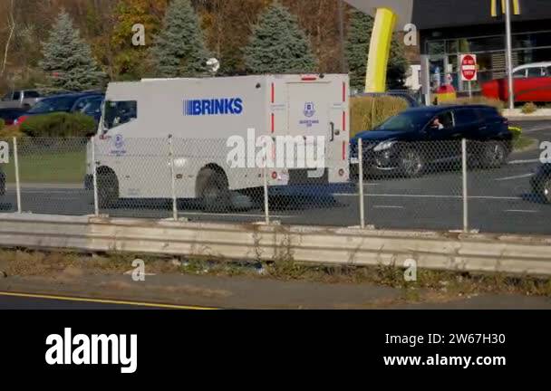 Brinks armored truck van Stock Videos & Footage - HD and 4K Video Clips ...