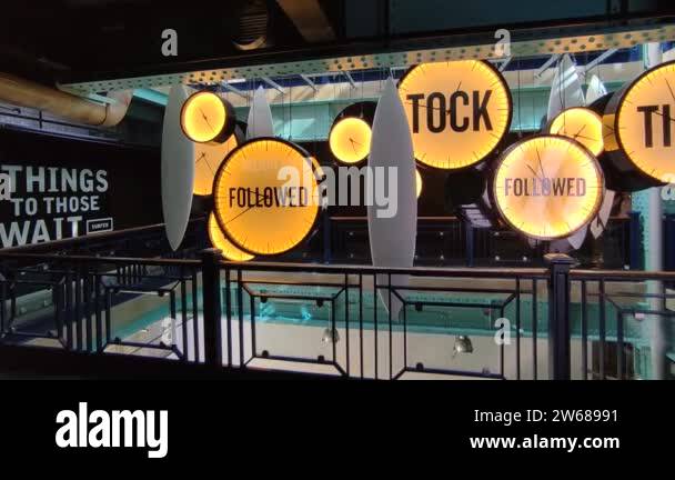 Guinness display Stock Videos & Footage - HD and 4K Video Clips - Alamy