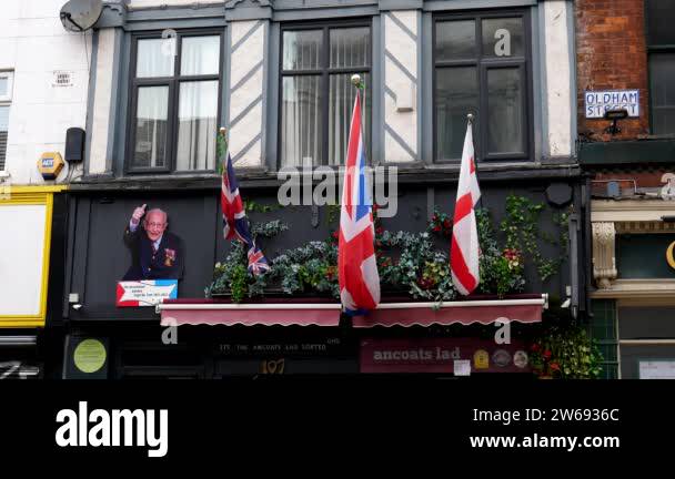 Captain tom moore house Stock Videos & Footage - HD and 4K Video Clips ...