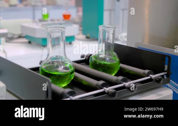 Orbital shaker for mixing, shaking, blending biological samples in ...