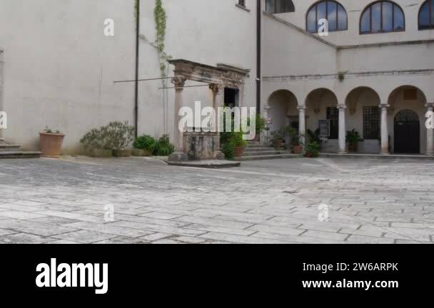 Windows with arcades Stock Videos & Footage - HD and 4K Video Clips - Alamy