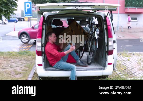 Phone call delivery man Stock Videos & Footage - HD and 4K Video Clips ...