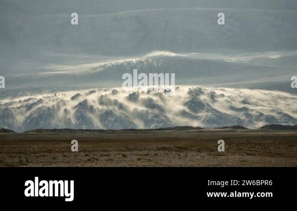 Misty rocks Stock Videos & Footage - HD and 4K Video Clips - Alamy