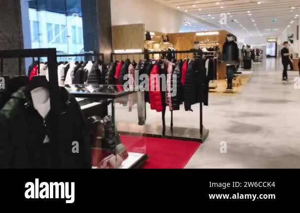 Lvmh flagship store Stock Videos & Footage - HD and 4K Video Clips - Alamy