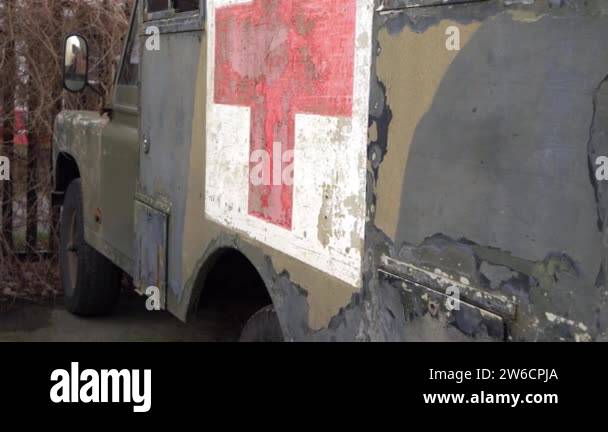Ambulance truck Stock Videos & Footage - HD and 4K Video Clips - Alamy