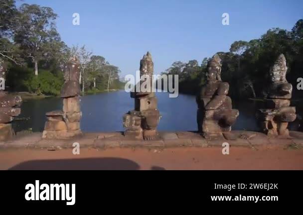 Statue fence Stock Videos & Footage - HD and 4K Video Clips - Alamy