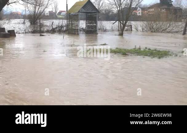 River burst its banks Stock Videos & Footage - HD and 4K Video Clips ...