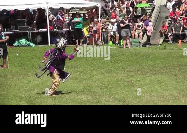 Mohawk warrior Stock Videos & Footage - HD and 4K Video Clips - Alamy