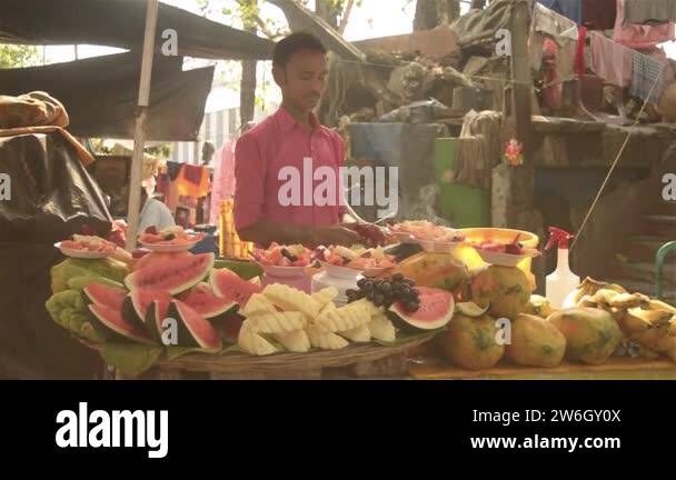 Fruit kiosk cut Stock Videos & Footage - HD and 4K Video Clips - Alamy