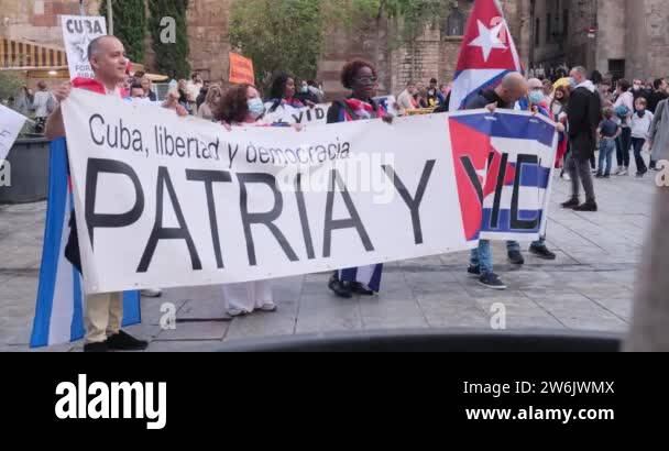 Cuban political posters Stock Videos & Footage - HD and 4K Video Clips ...