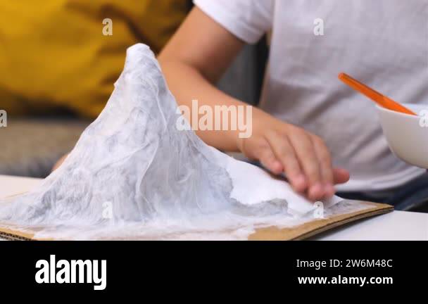 Student paper mache Stock Videos & Footage - HD and 4K Video Clips - Alamy