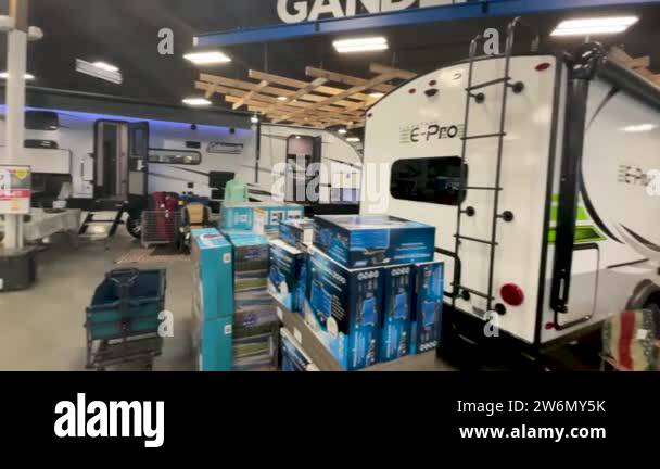 Gander outdoors Stock Videos & Footage - HD and 4K Video Clips - Alamy