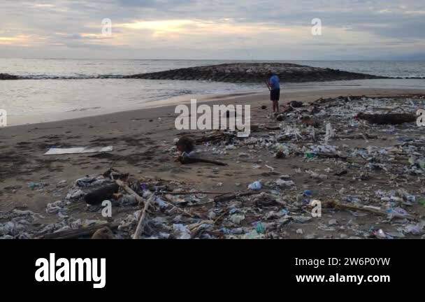 Bali, Indonesia : Very Dirty Beach - Tons of Trash, Garbage, Plastic ...
