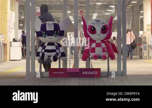 Japanese mascots Stock Videos & Footage - HD and 4K Video Clips - Alamy