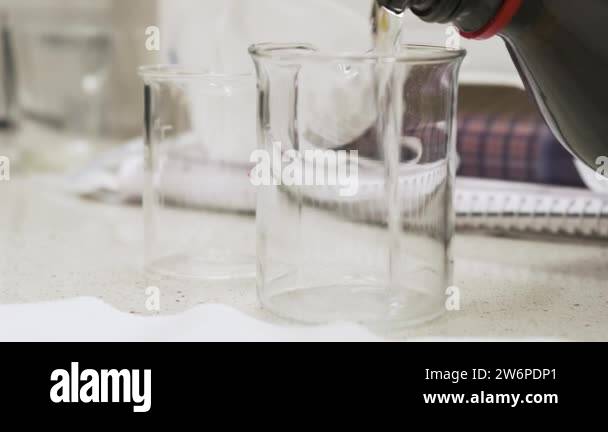 Solute solvent Stock Videos & Footage - HD and 4K Video Clips - Alamy