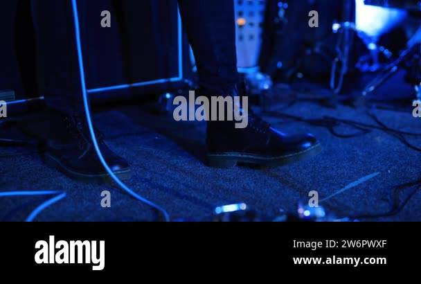 Stomping the feet Stock Videos & Footage - HD and 4K Video Clips - Alamy