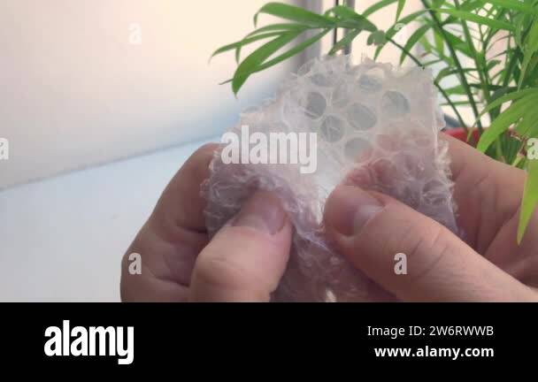 Bubble wrap plastic bubbles Stock Videos & Footage - HD and 4K Video ...