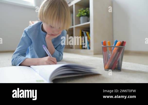 Math tutorial Stock Videos & Footage - HD and 4K Video Clips - Alamy