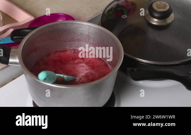 Fruit agar agar Stock Videos & Footage - HD and 4K Video Clips - Alamy