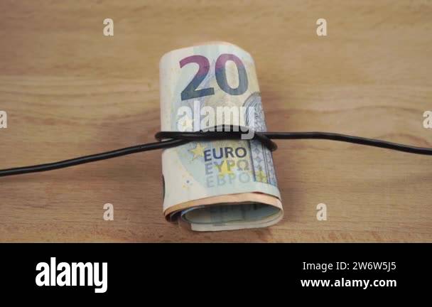 Cable bills Stock Videos & Footage - HD and 4K Video Clips - Alamy