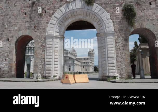 Pisa arch Stock Videos & Footage - HD and 4K Video Clips - Alamy