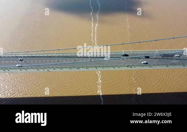 Humber bridge across estuary Stock Videos & Footage - HD and 4K Video ...