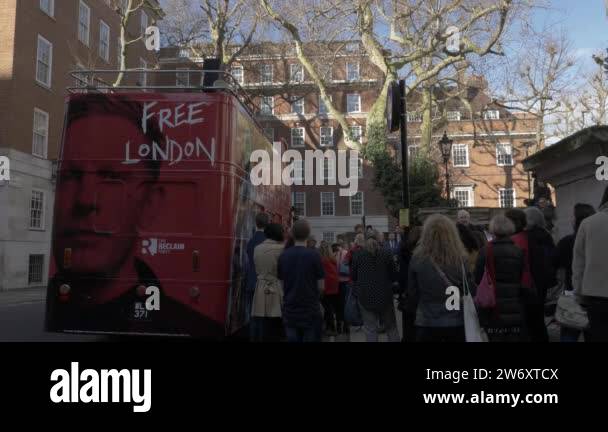 London open top bus view Stock Videos & Footage - HD and 4K Video Clips ...