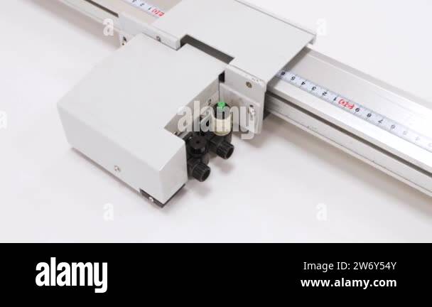 High precision digital cutting system - flatbed cutter, router during ...