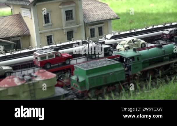 Trains electric Stock Videos & Footage - HD and 4K Video Clips - Alamy